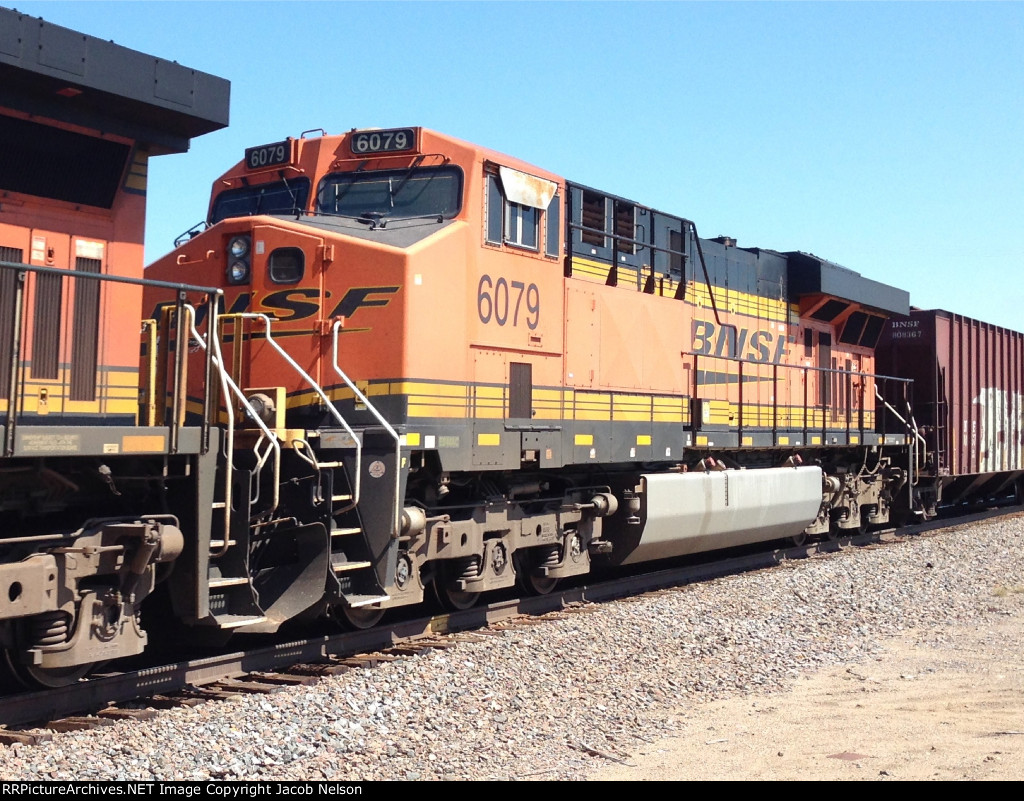 BNSF 6079